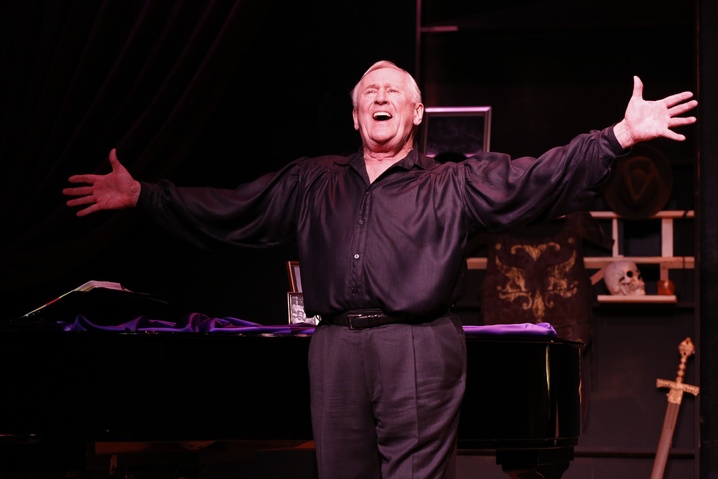 BROADWAY AND THE BARD Production Photo 1 - Manhattan Digest