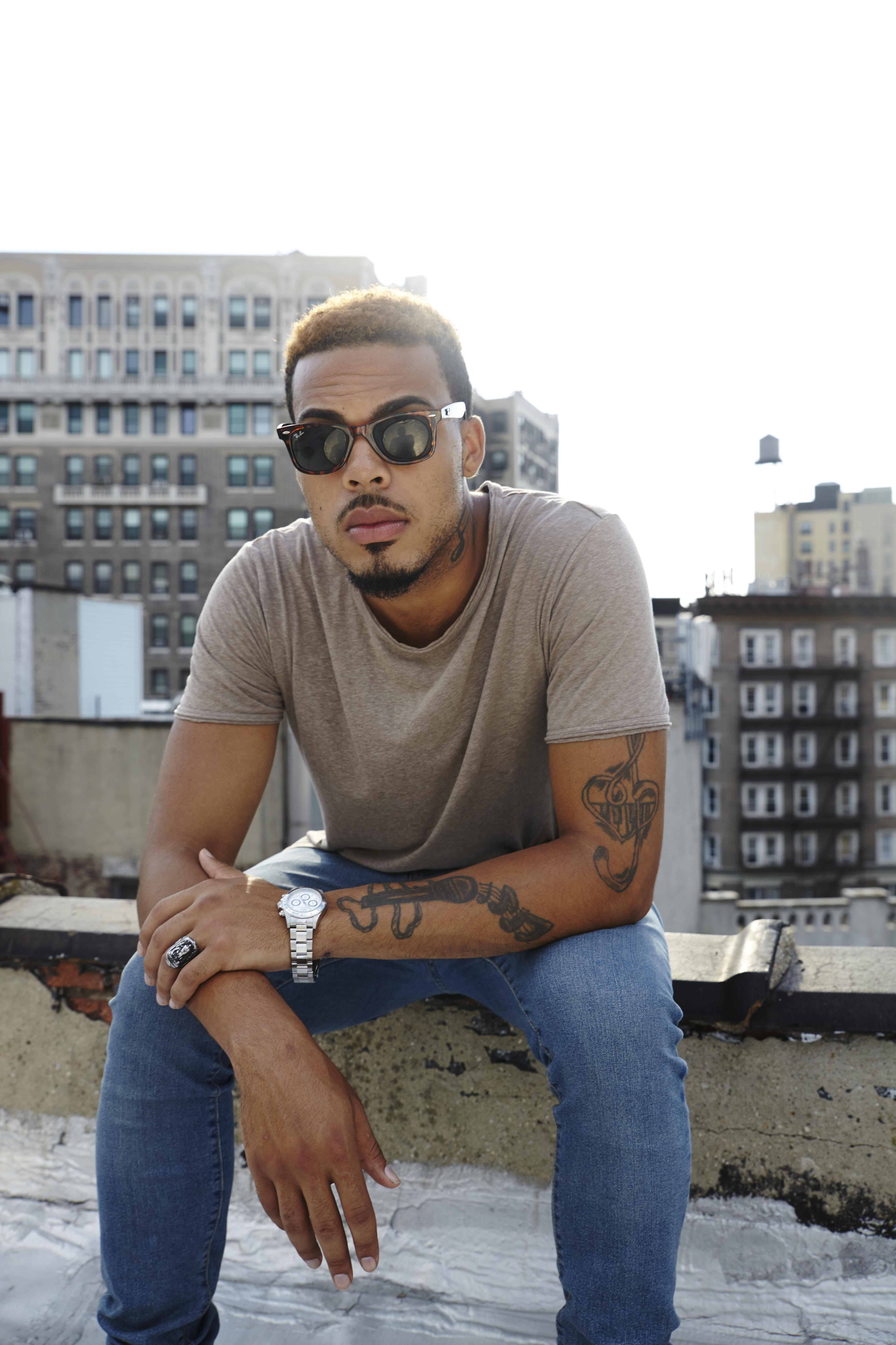 Get to Know Upcoming R&B Star Xavier White - Manhattan Digest