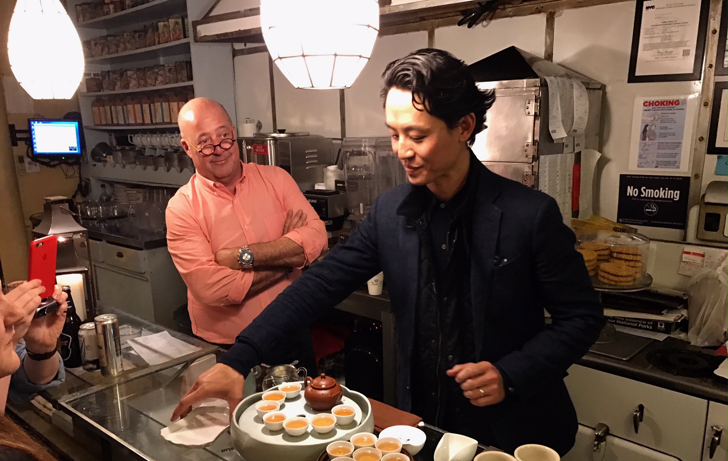 Andrew Zimmern & Renaissance Hotels Host "An Unusual Business Dinner"