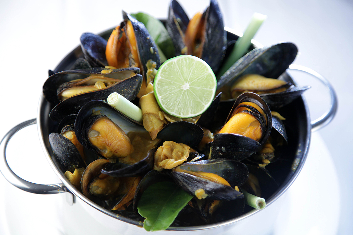 Don't Go to Flex Mussels JUST for the Mussels (But You Totally Can)