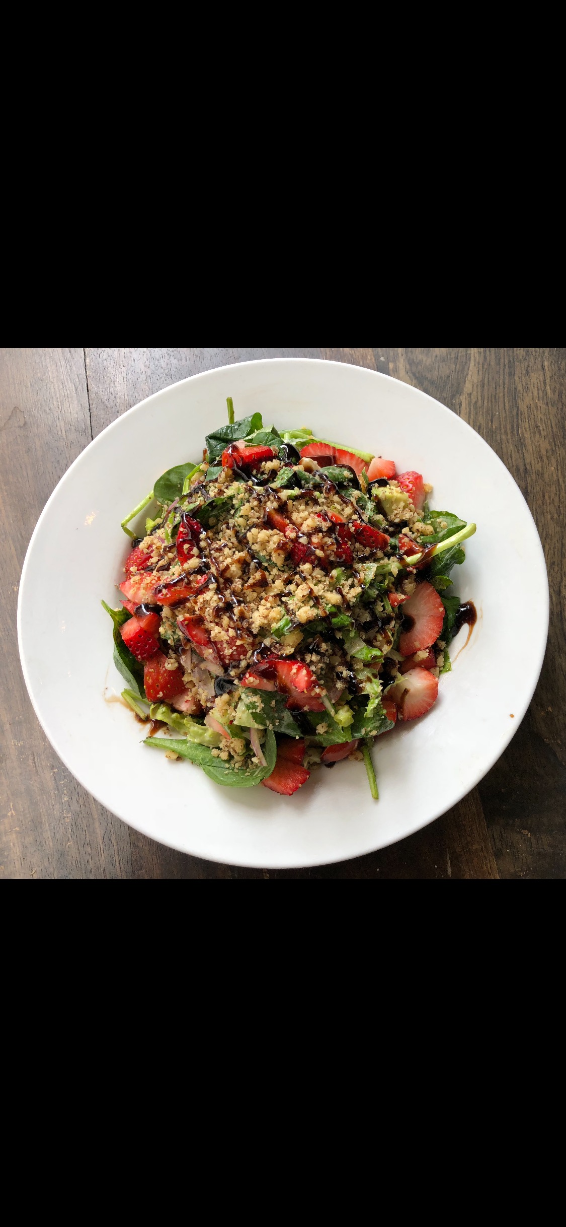 MERAKIA Strawberry Salad - Manhattan Digest