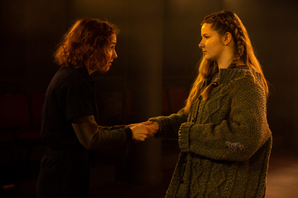 'Islander' Musical is 90 minutes of Awe and Perfection - Manhattan Digest